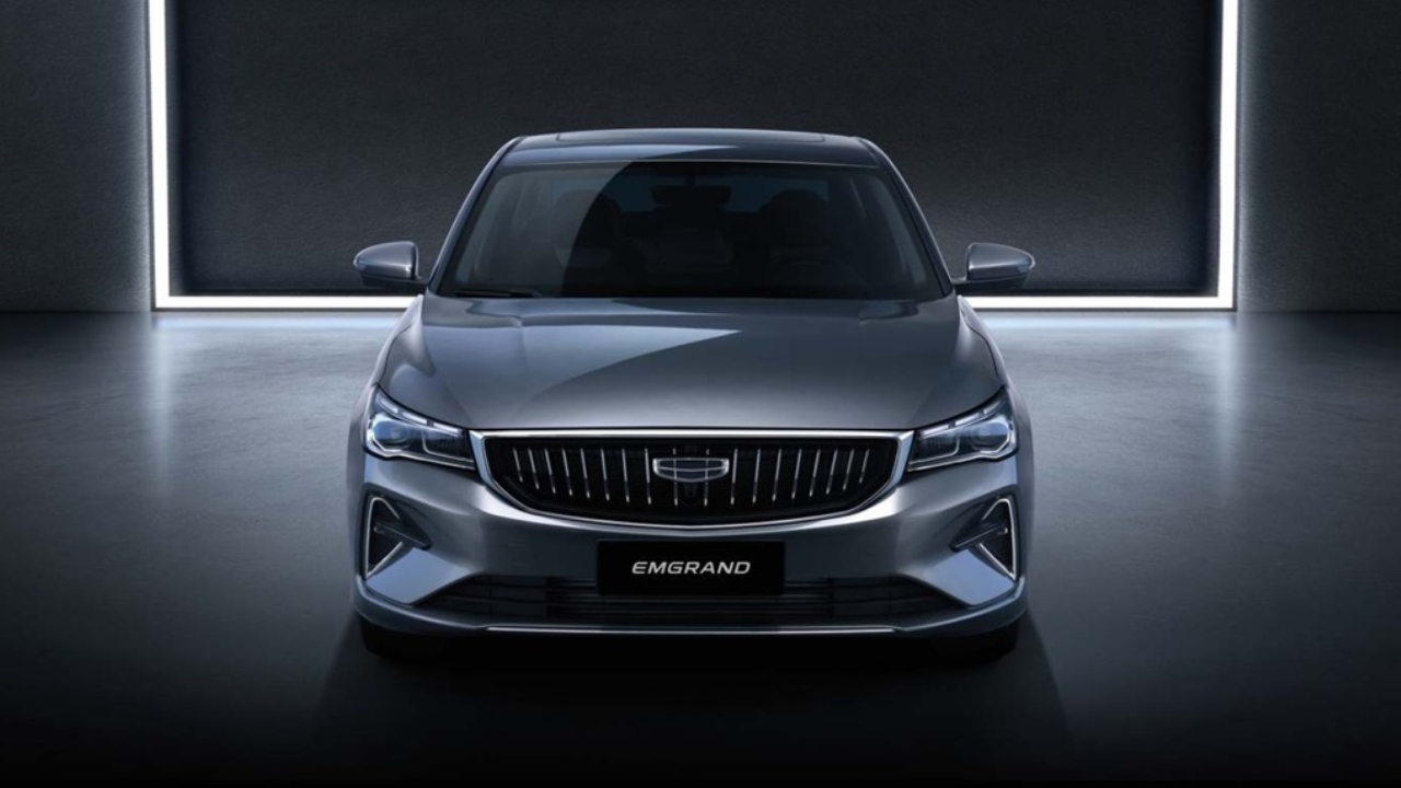 سعر ومواصفات جيلي امجراند 2024 في السعودية | Autopediame